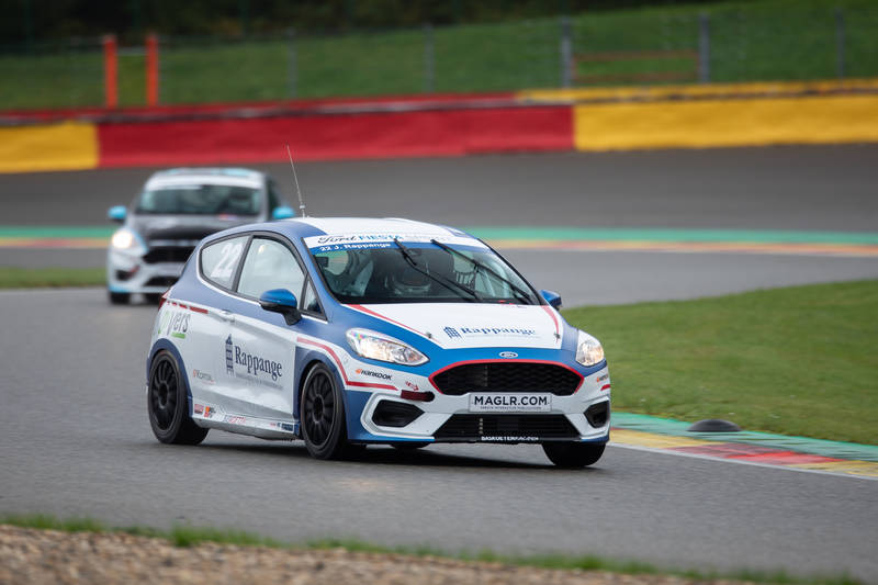 Verrassend snelle Belg Huart verslaat snelle Job Rappange - Ford Fiesta Cup