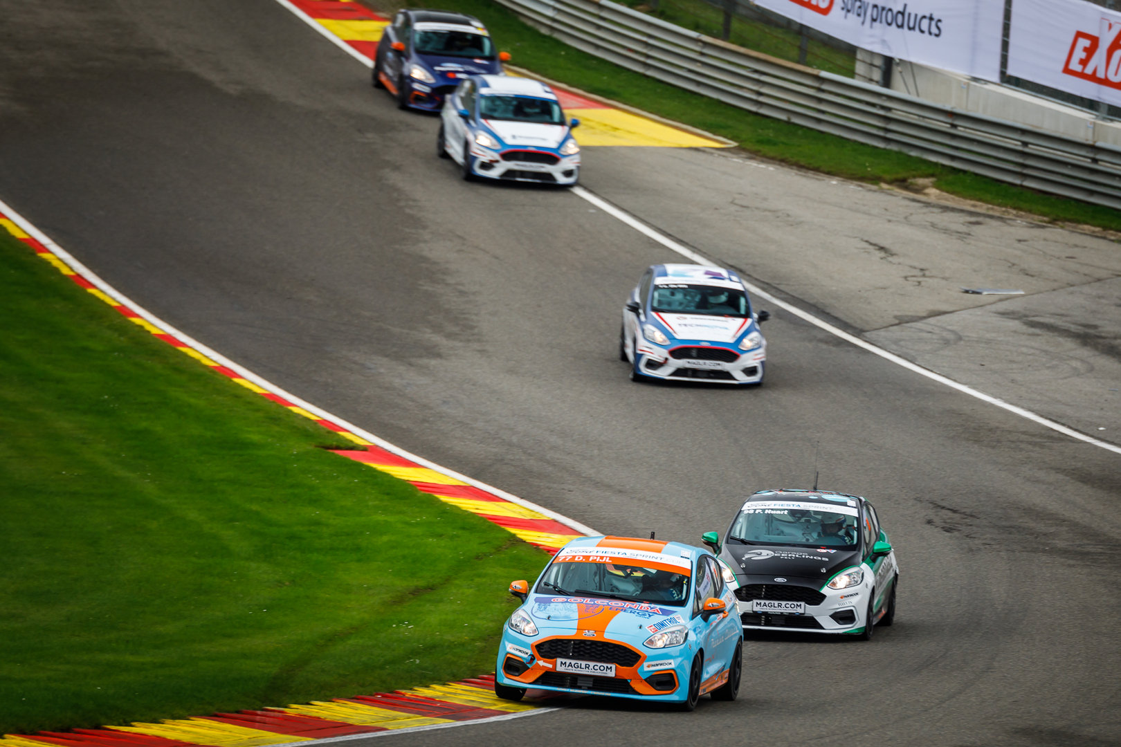 Glibberen en glijden in de Ford Fiesta Sprint Cup met weer Daan Pijl ...